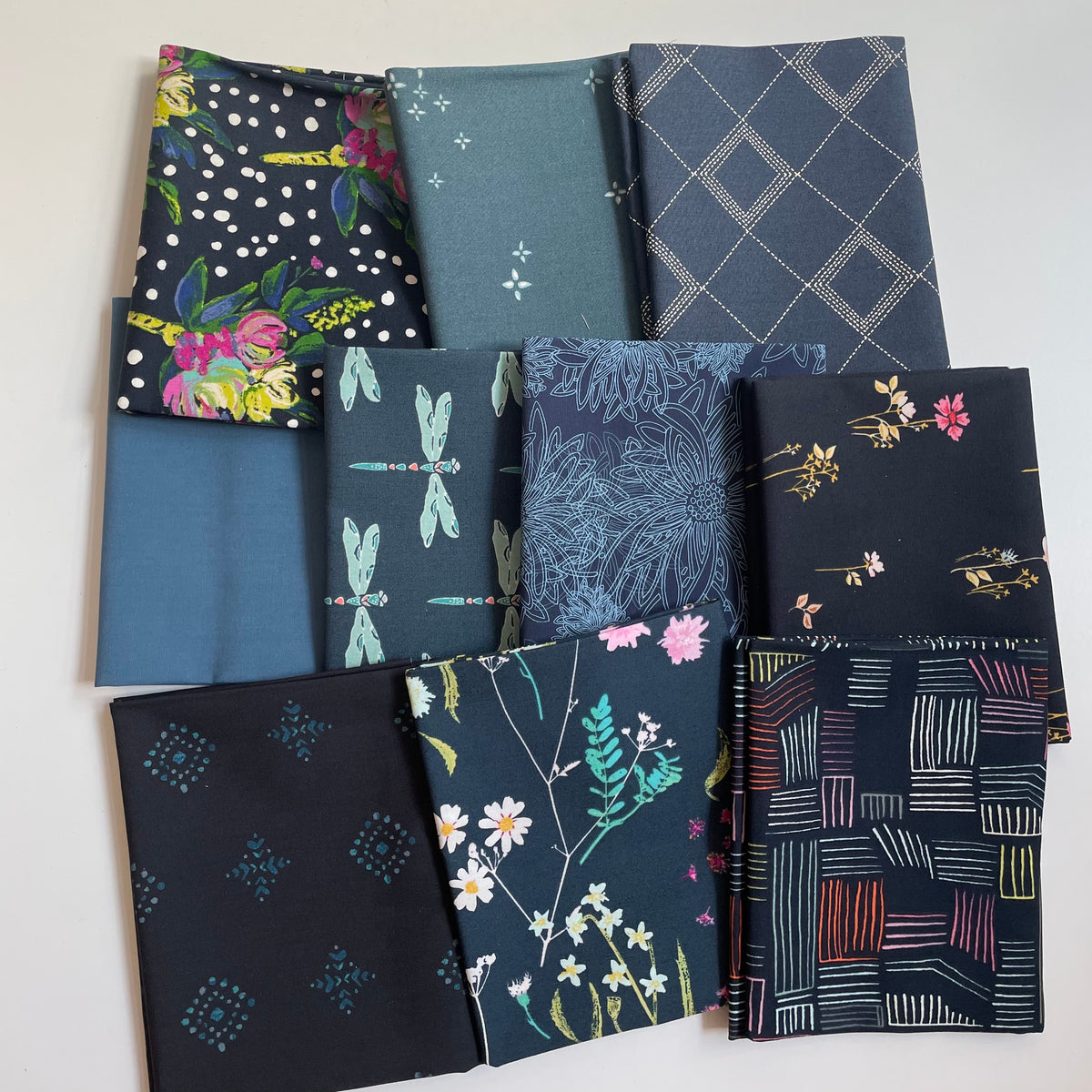 AGF Color Master No. 10 - Midnight Ocean Fat Quarter Box – Bolt & Spool