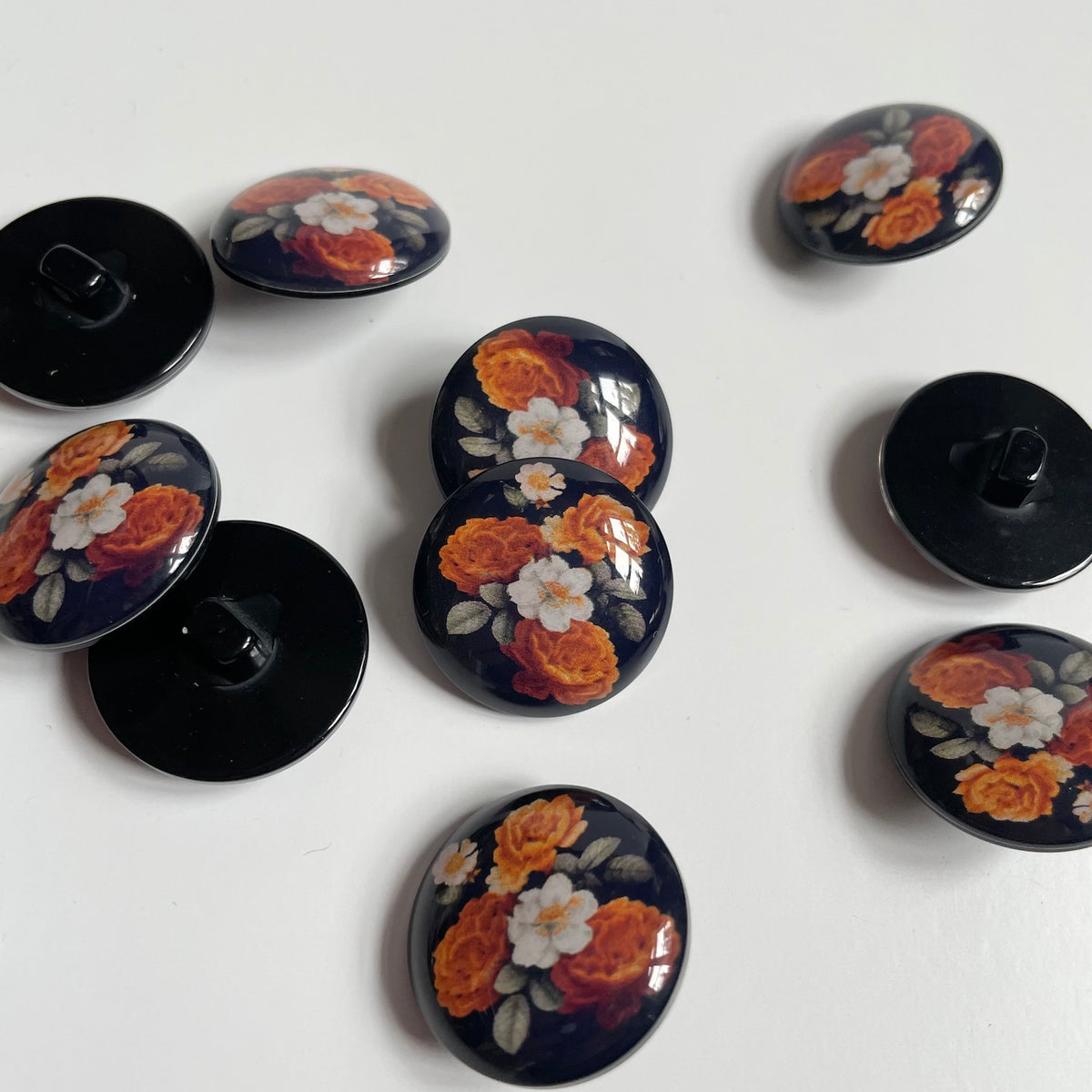 Still Life Shank Button - Autumn – Bolt & Spool